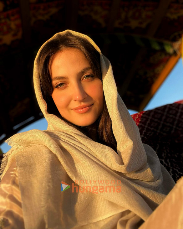 Elli AvrRam Photos, Images, HD Wallpapers, Elli AvrRam HD Images ...