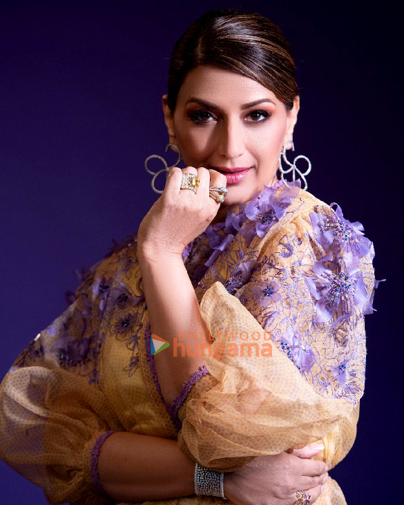 Sonali Bendre Photos, Images, HD Wallpapers, Sonali Bendre HD Images ...