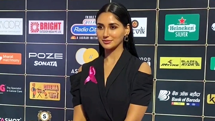 Nikita Dutta looks like the epitome of grace at the BH OTT India Fest ...