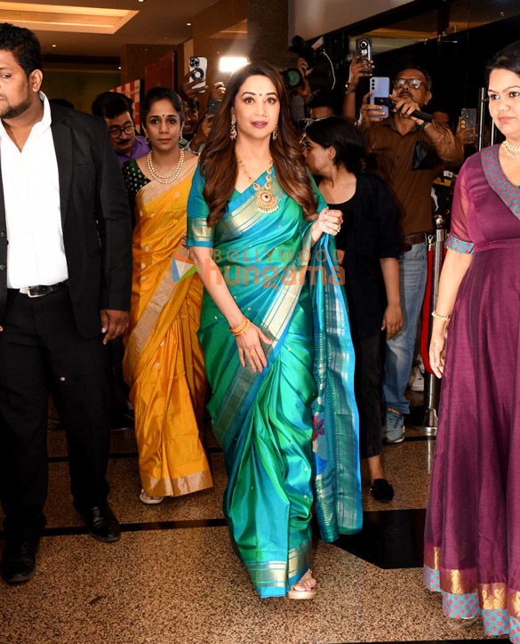 Photos Malaika Arora and Madhuri Dixit snapped at Zee Marathi Utsav Natyancha Awards 2023 (1 ...