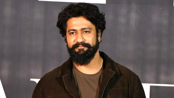 Vicky Kaushal nails the scruffy beard look at Sam Bahadur teaser launch ...