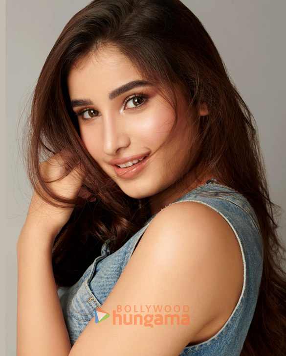 Rasha Thadani Photos, Images, HD Wallpapers, Rasha Thadani HD Images ...