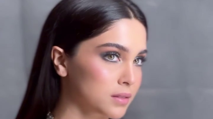 Sharvari Wagh spreads the magic through her dreamy eyes - Bollywood Hungama