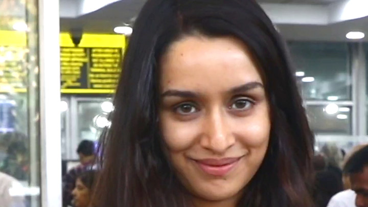 Shraddha Kapoor's smile makes our day better! - Bollywood Hungama