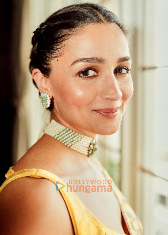 Alia Bhatt Photos, Images, HD Wallpapers, Alia Bhatt HD Images, Photos ...