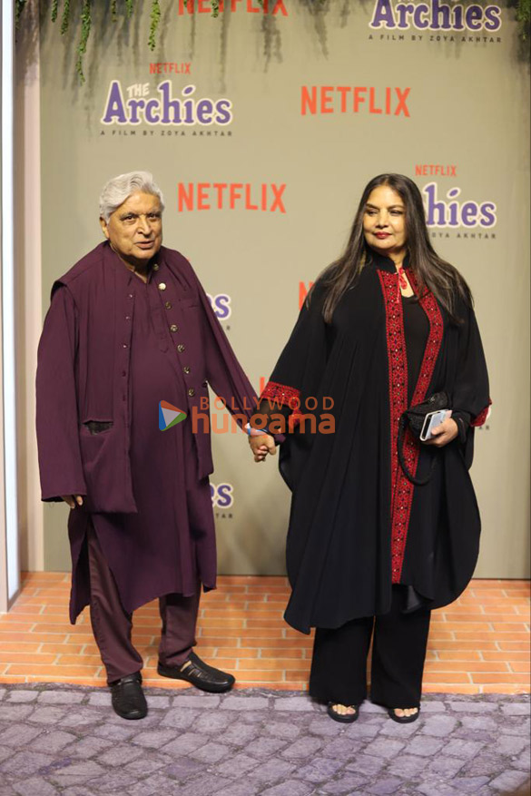 Photos Celebs grace the premiere of The Archies 777 (6) | Javed Akhtar ...