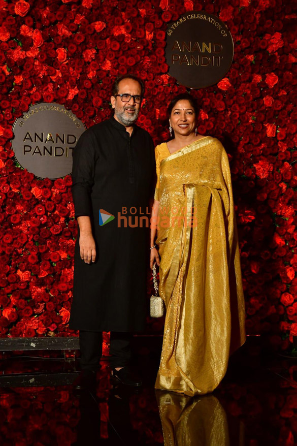 Photos Shah Rukh Khan, Kajol and others attend Anand Pandit’s birthday ...