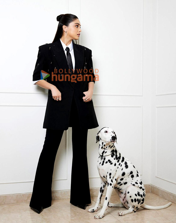 Sharvari Photos, Images, HD Wallpapers, Sharvari HD Images, Photos ...