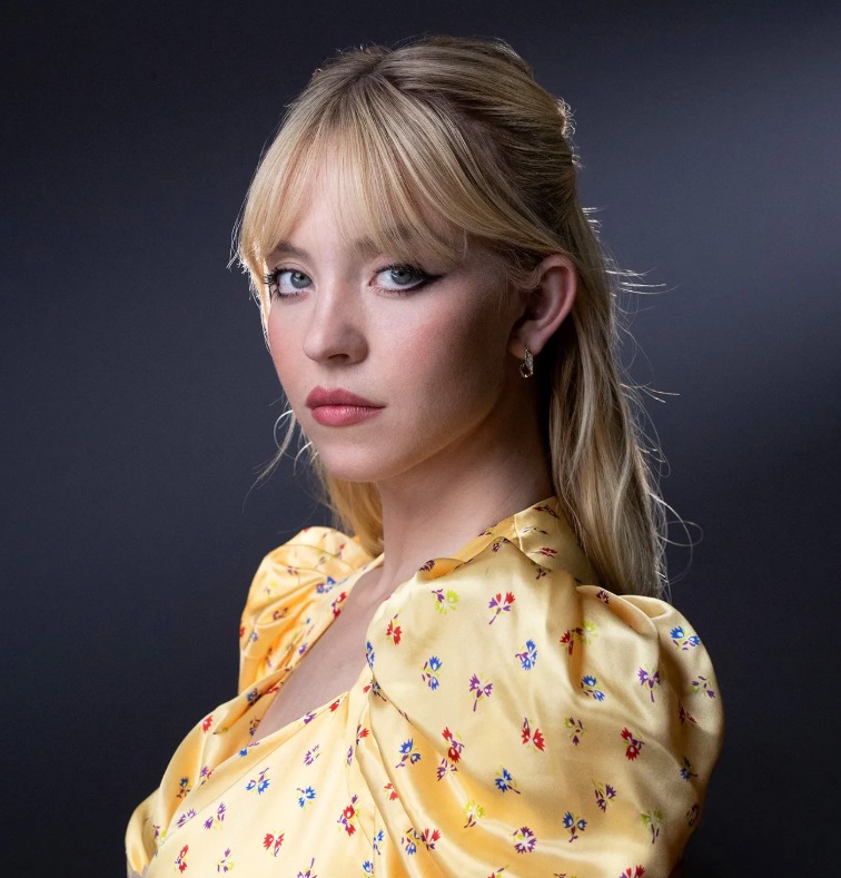 Sydney Sweeney twitter Live Updates - Bollywood Hungama