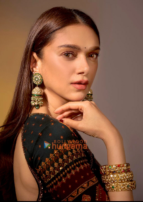 Aditi Rao Hydari Photos, Images, HD Wallpapers, Aditi Rao Hydari HD ...