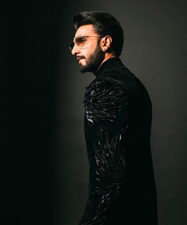 Ranveer Singh radiates regal charisma in a black ebony sherwani ...