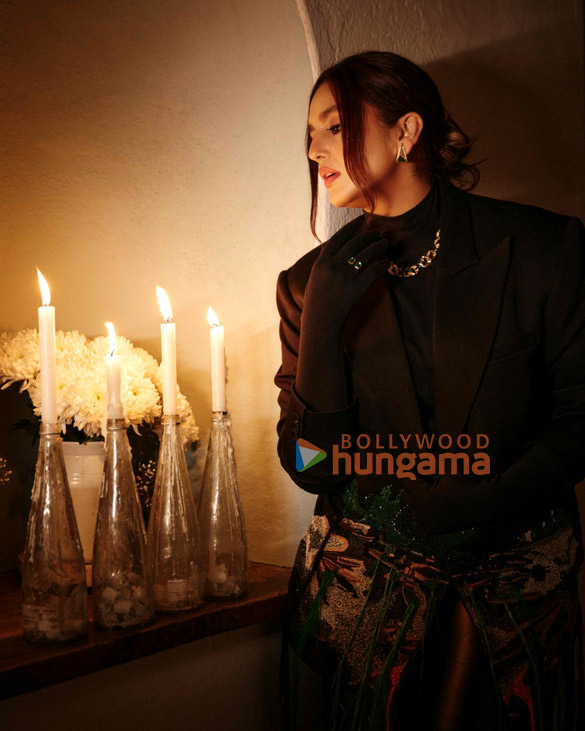 Huma Qureshi Photos, Images, HD Wallpapers, Huma Qureshi HD Images ...