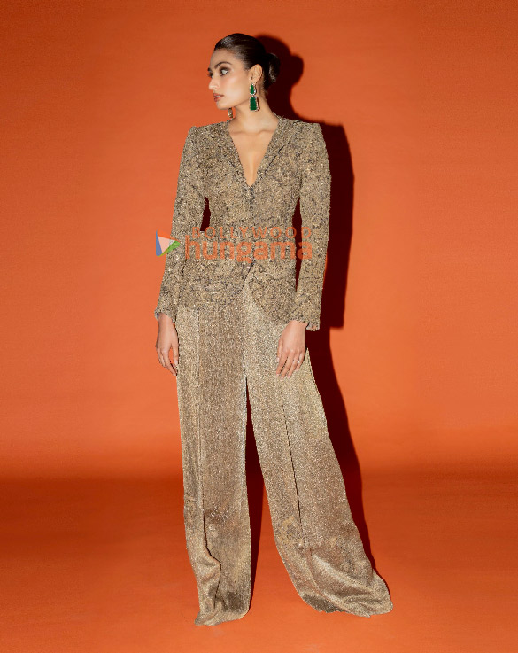 Athiya Shetty Photos, Images, HD Wallpapers, Athiya Shetty HD Images ...