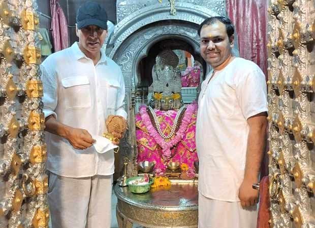 Akshay Kumar seeks blessings at Pushkar’s Brahma Temple amid Jolly LLB ...