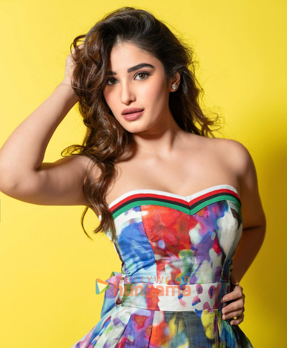 Photos, Images, HD Wallpapers, HD Images, Photos - Bollywood Hungama