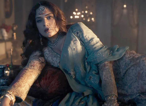 Richa Chadha drank gin for the drunk dance sequence in Heeramandi ...