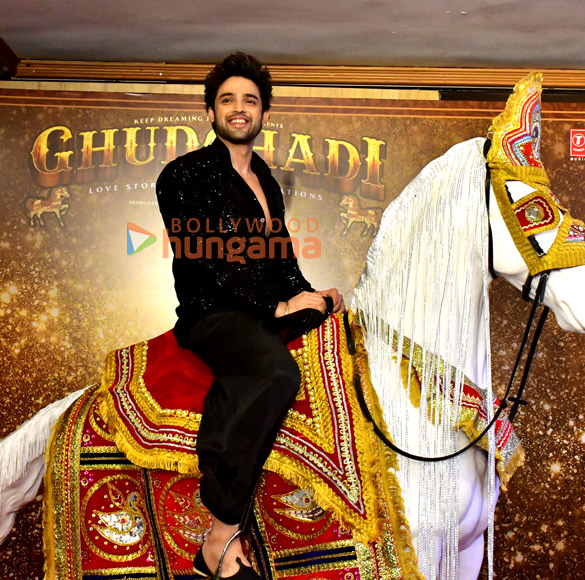 Photos Parth Samthaan, Khushalii Kumar, Raveena Tandon and others ...