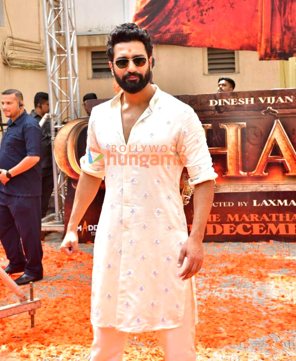Photos Vicky Kaushal snapped at Chitra Cinema for grand Chhaava poster ...