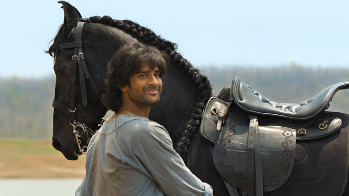 Azaad Official Teaser | Ajay Devgn | Abhishek Kapoor | Aaman Devgan ...