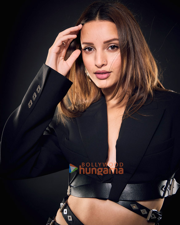 Triptii Dimri Photos, Images, HD Wallpapers, Triptii Dimri HD Images ...