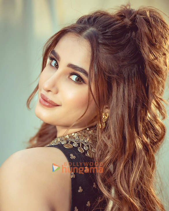 Rasha Thadani Photos, Images, HD Wallpapers, Rasha Thadani HD Images ...