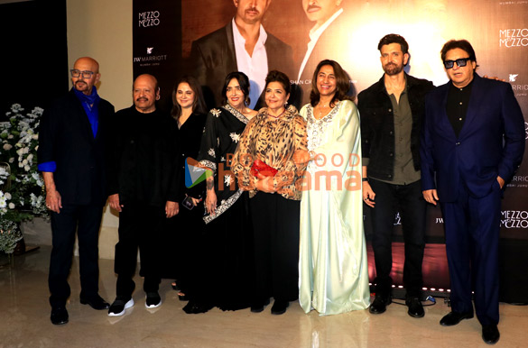 Photos Rakesh Roshan, Hrithik Roshan, Neetu Singh, Ayesha Jhulka ...