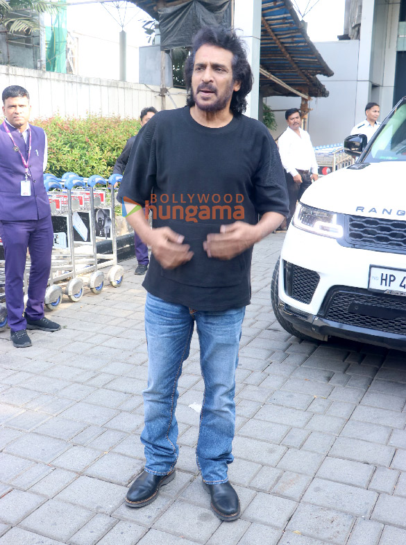 Photos Shiva Rajkumar, Upendra, Arjun Janya and M Ramesh Reddy arrived ...