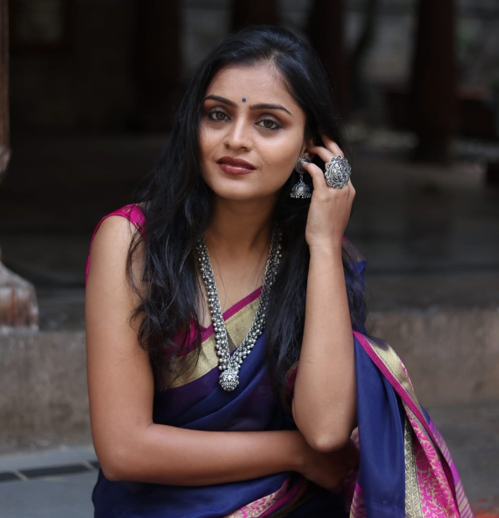 Gayatri Bansode Hit Movies List | Gayatri Bansode Box Office Collection - Bollywood Hungama