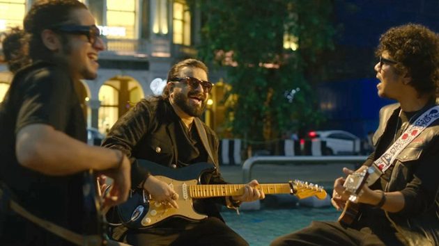 Metro…In Dino: Zamaana Lage (Song) | Anurag Basu | Pritam | Arijit Singh, Shashwat S | Bhushan ...