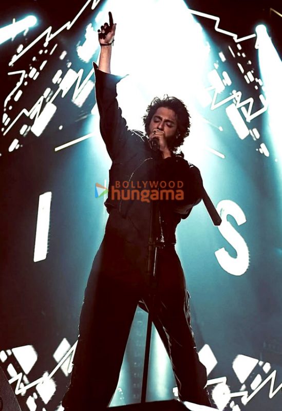 Saiyaara Movie: Review | Release Date (2025) | Songs | Music | Images ...