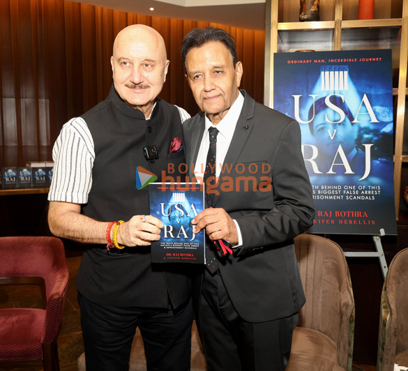 Photos Anupam Kher, Tusshar Kapoor and others attend Padma Shri Dr. Raj ...