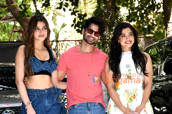 Photos Kriti Sanon, Shahid Kapoor and Rashmika Mandanna snapped ...