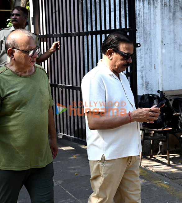 Photos Malaika Arora snapped at Pahlaj Nihalani’s house in Bandra (2 ...